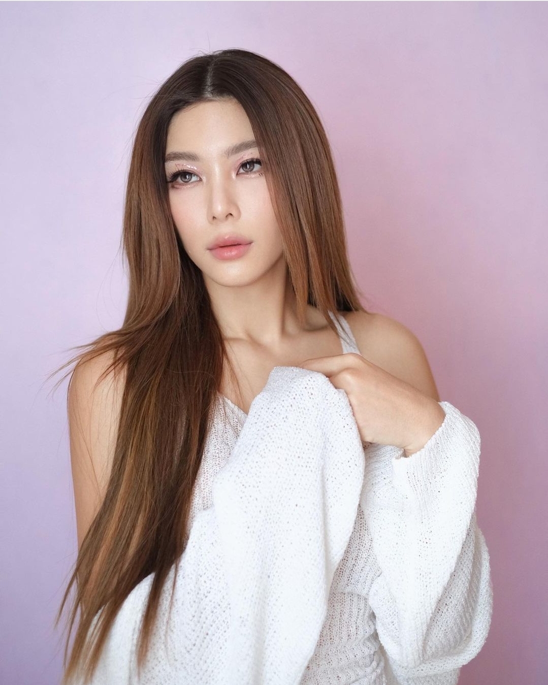 สวยมาก! "กุ๊บกิ๊บ" ออกงานไปดู "แจ็คสัน" พร้อมกับสามี สะกดทุกสายตา!? (มี ...