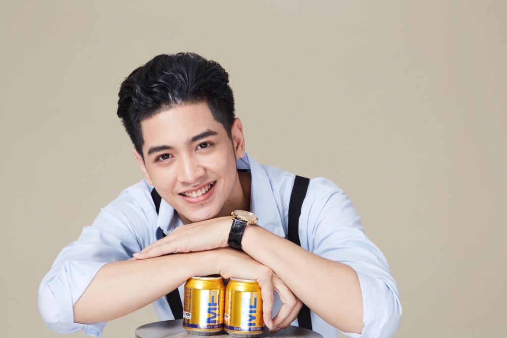 เกเรหนัก พ่อตัดหางปล่อยวัด ฟร้อง ฐากูร ดาวรุ่งพุ่งแรงจากชีวิตที่เกือบหายนะ