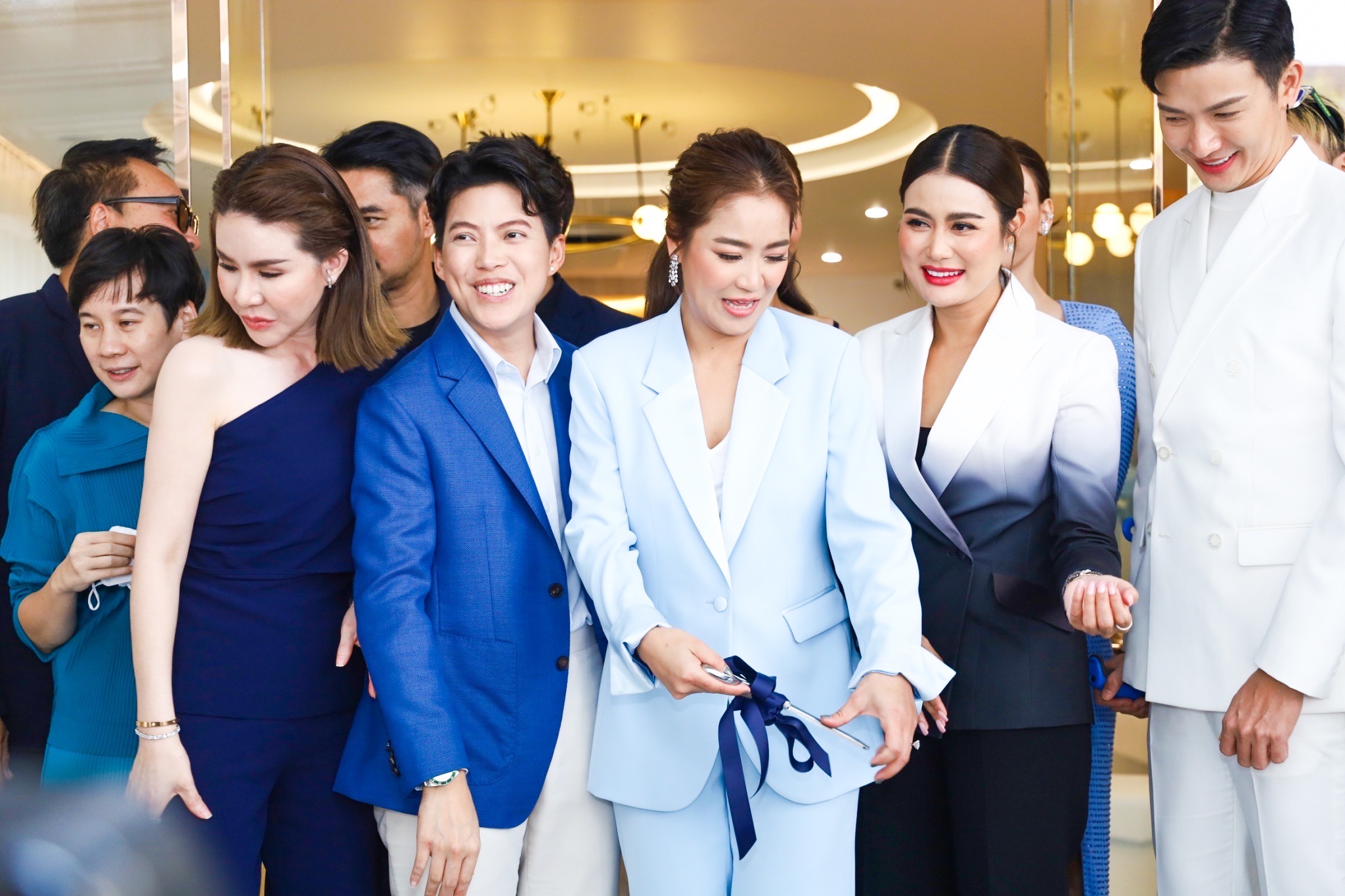 จูน-กษมา ศิลาชัย” ปลื้มใจ! ทำหน้าที่เมีย-หน้าที่แม่สำเร็จ พร้อมต่อยอดธุรกิจศูนย์สุขภาพ และความ ...