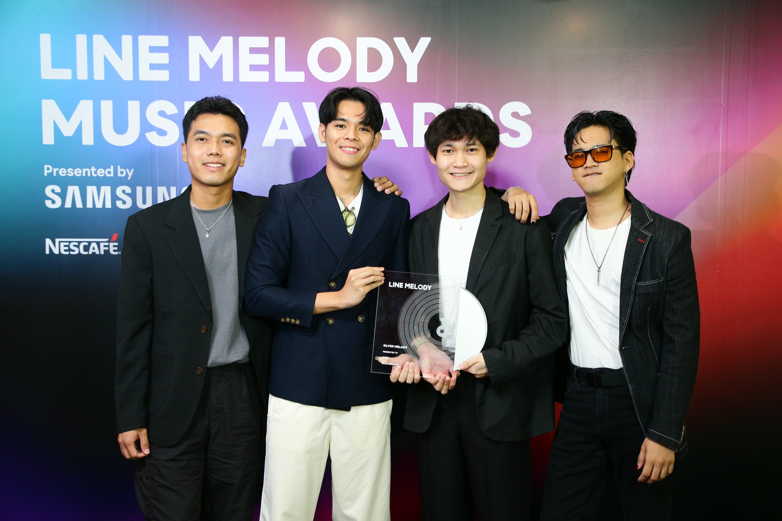 LINE MELODY ประกาศรางวัลสุดยอดผลงานเพลงประจำปี 2566 ในงาน LINE MELODY MUSIC AWARDS PRESENTED BY ...
