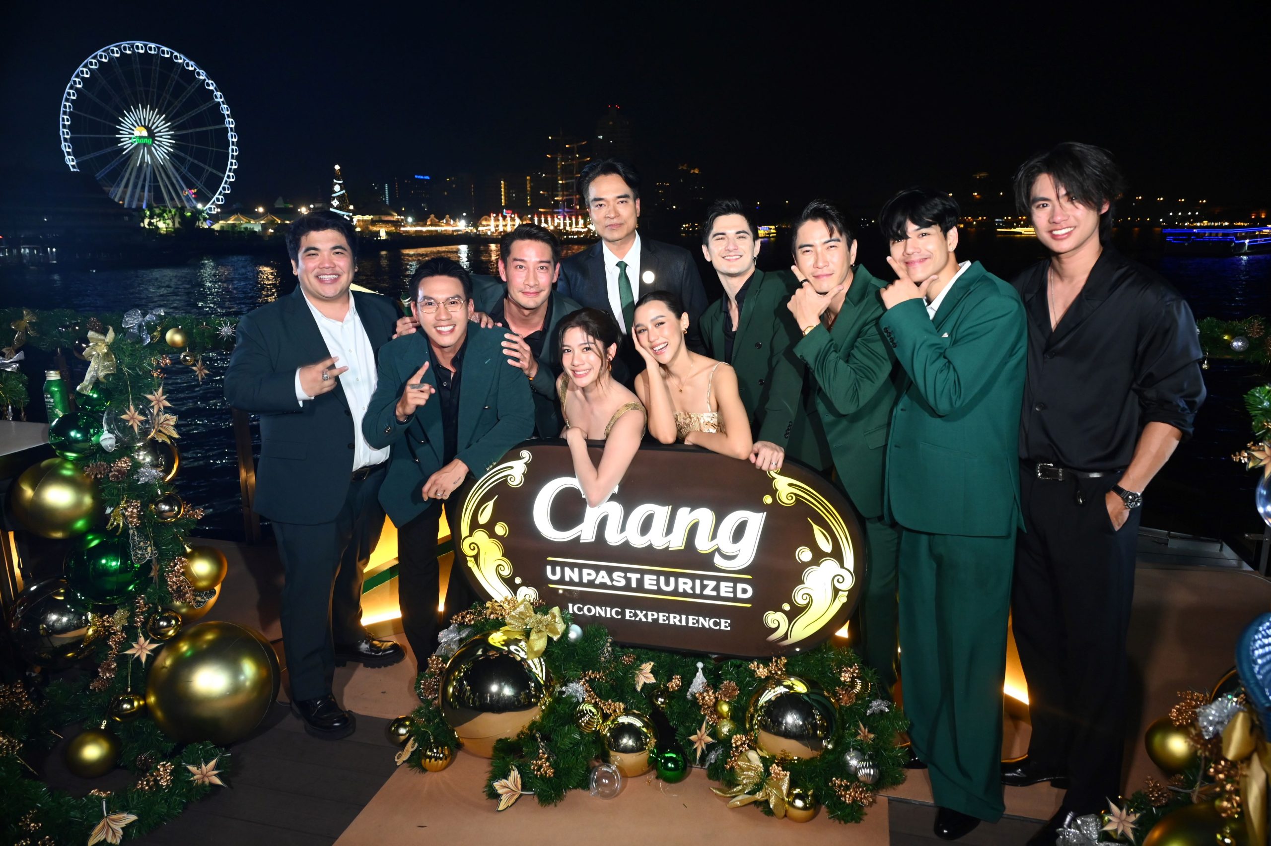 “มาวิน ทวีผล” - “ป้อง ณวัฒน์” ชวนคู่รักข้าวใหม่ปลามัน “ชิน-ลิลลี่” ฉลอง ...